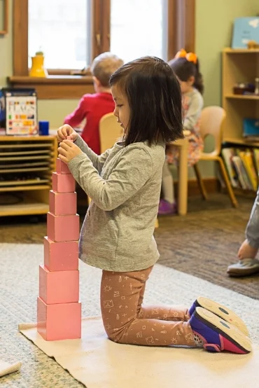 Primary — Sunset Hills Montessori School