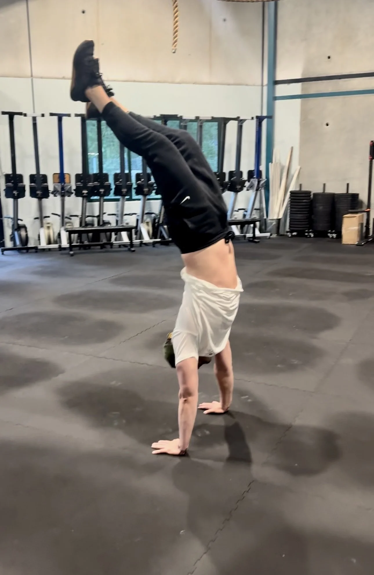 Handstand Skill Work — CrossFit Santa Cruz Central - Serving Santa Cruz ...