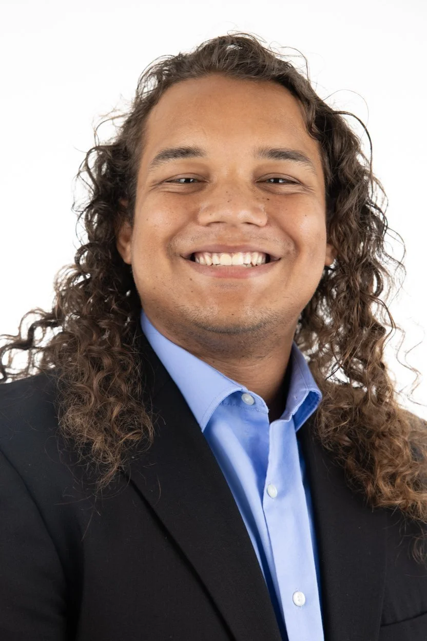 Capturing Authenticity: How to find the Perfect Headshot Photographer ...