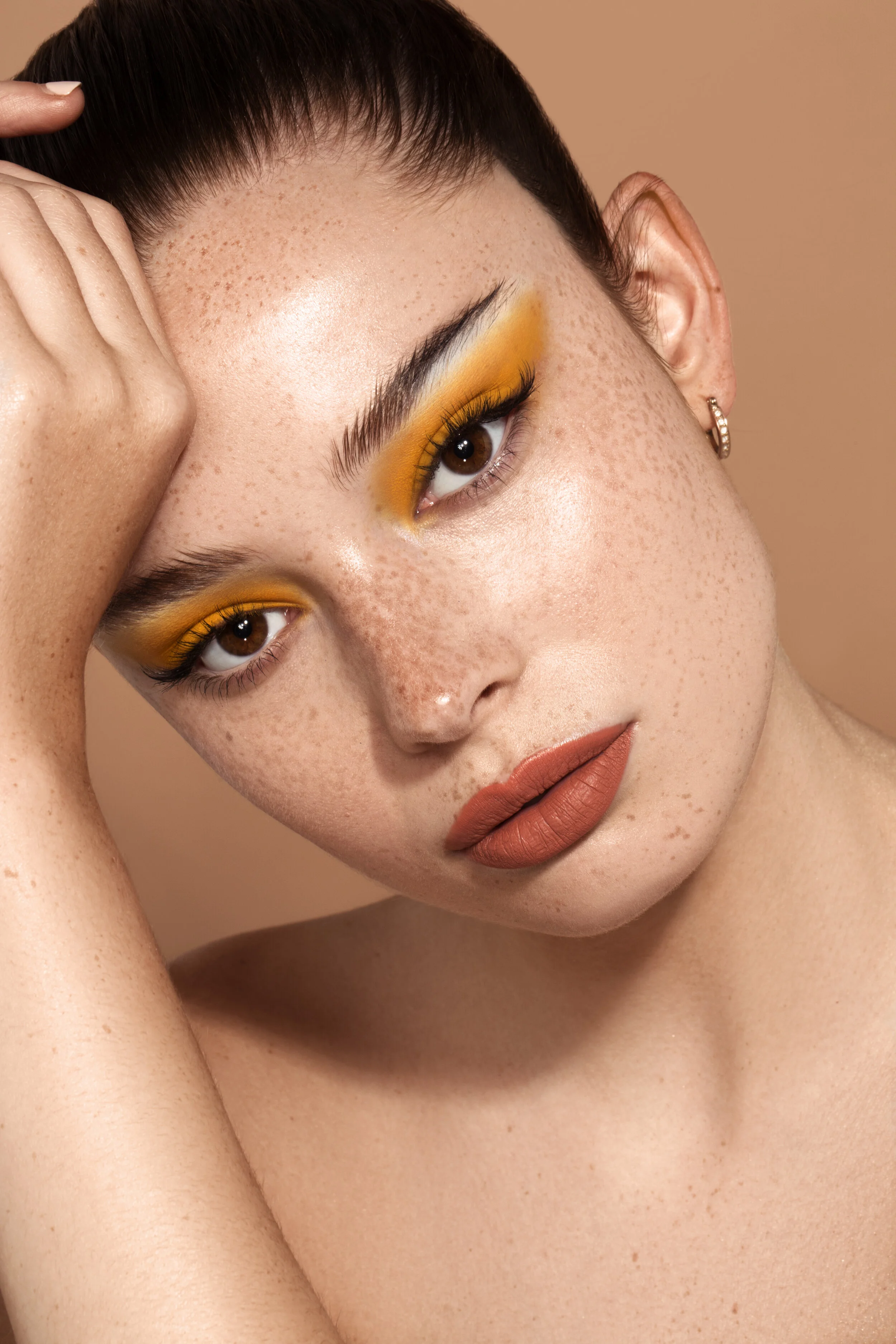 Model For Makeup Artist | Saubhaya Makeup