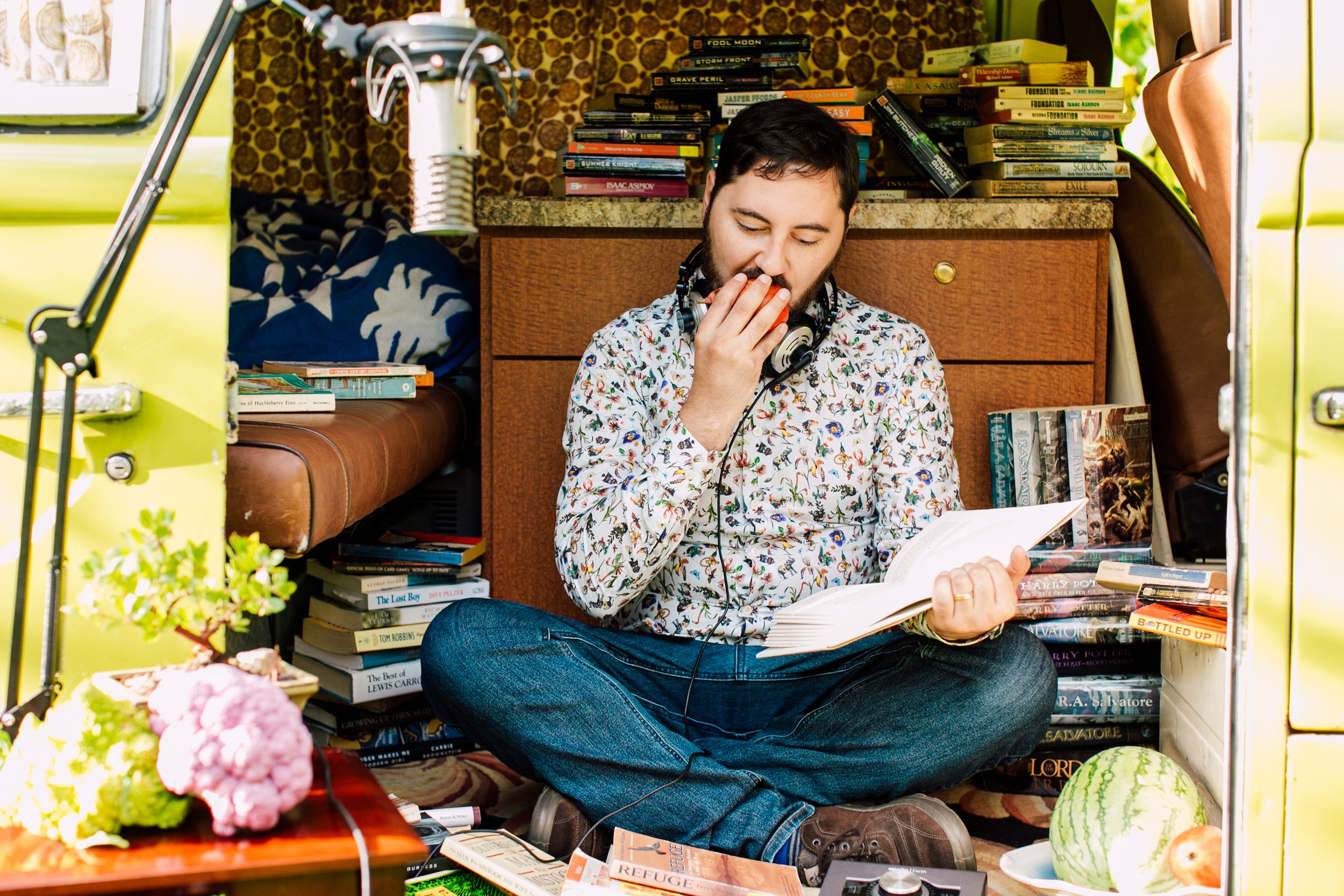 Bellingham Audiobook Narrator Headshot Photographer Simler Sound