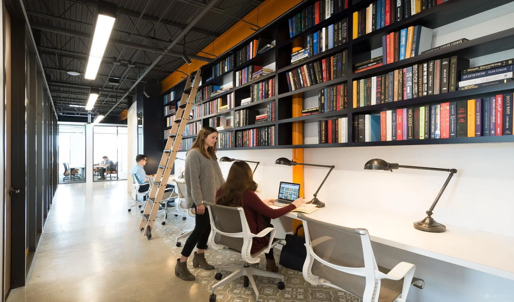 Local Office Bisonnet — identityARCHITECTS