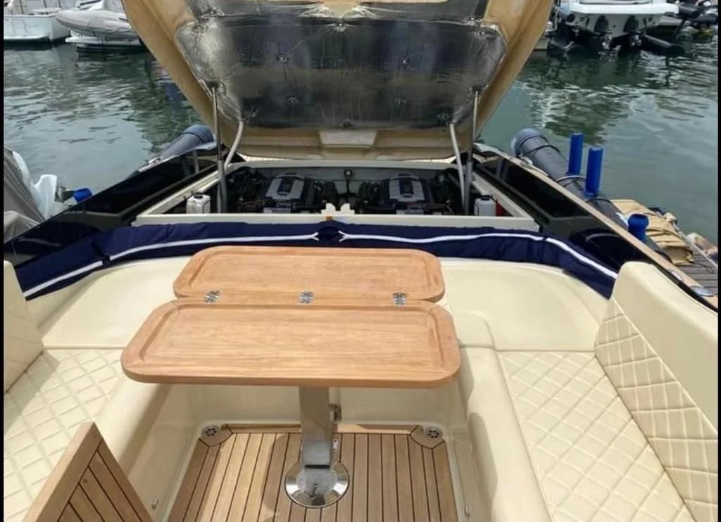 Chris-Craft Launch 32 (2016)China Pacific Marine