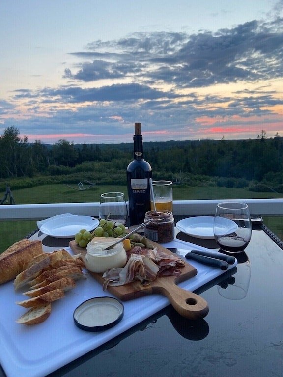 Accommodations — Doug Fraser Art :: Cape Breton Artist