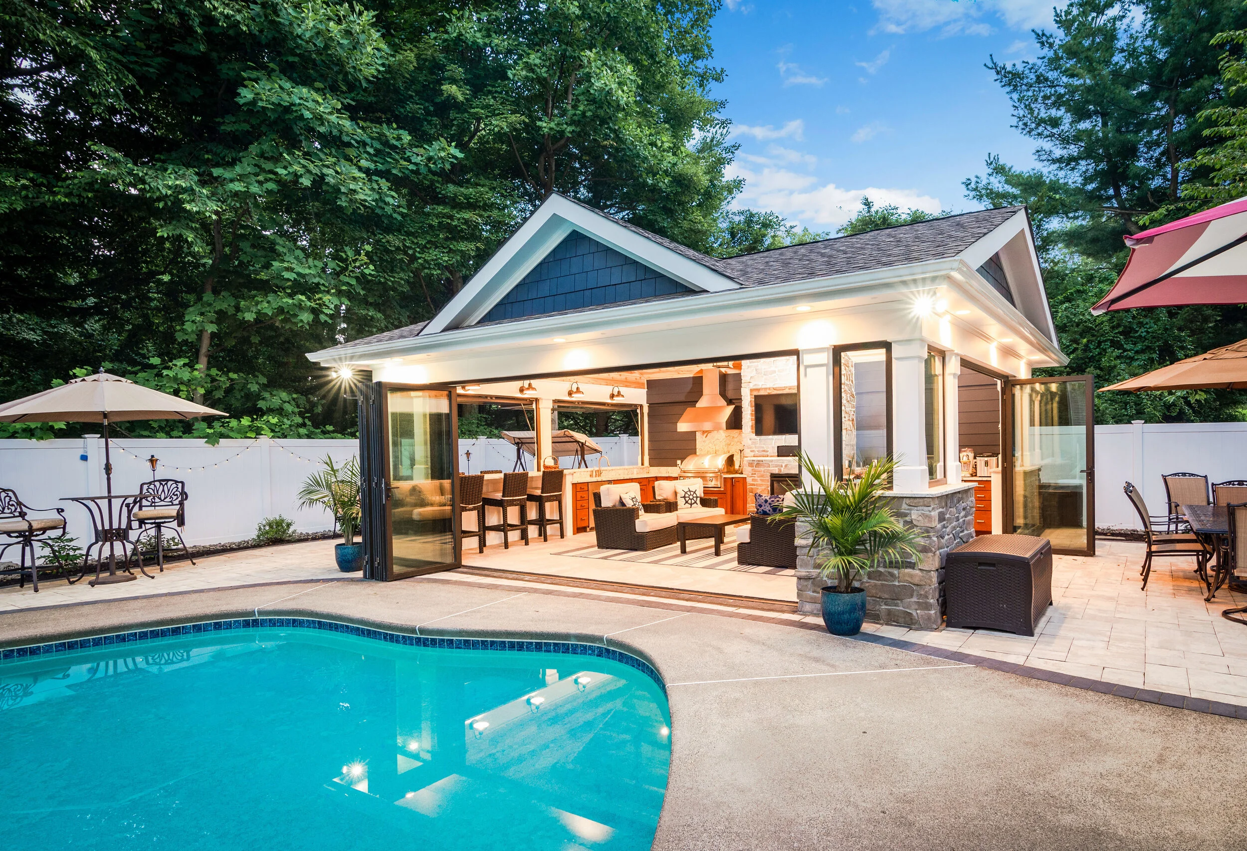 ROAM Architecture:New Pool Cabana: