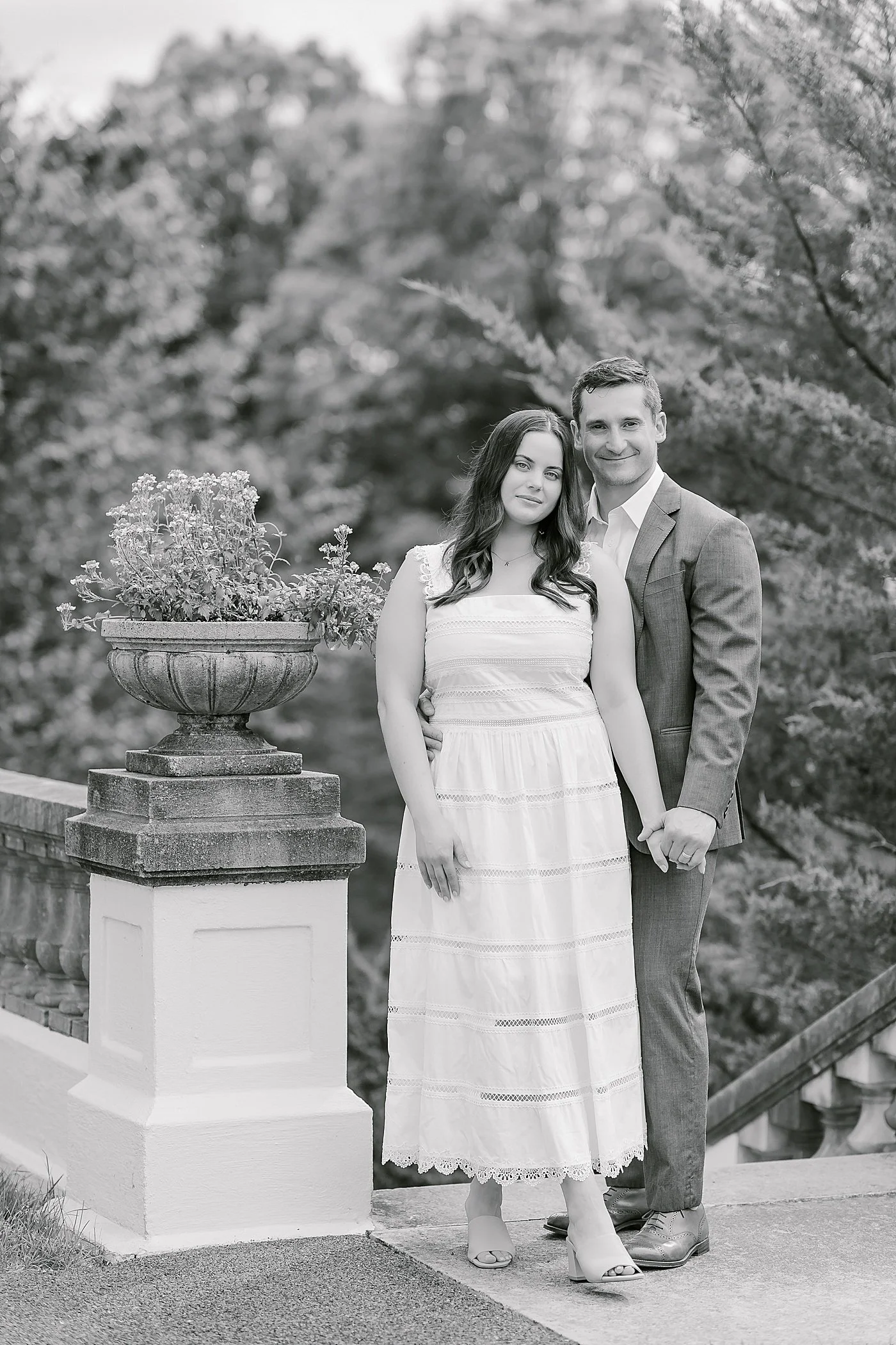 Rachel and Cameron's Newfields Engagement Session — Rebecca Shehorn ...