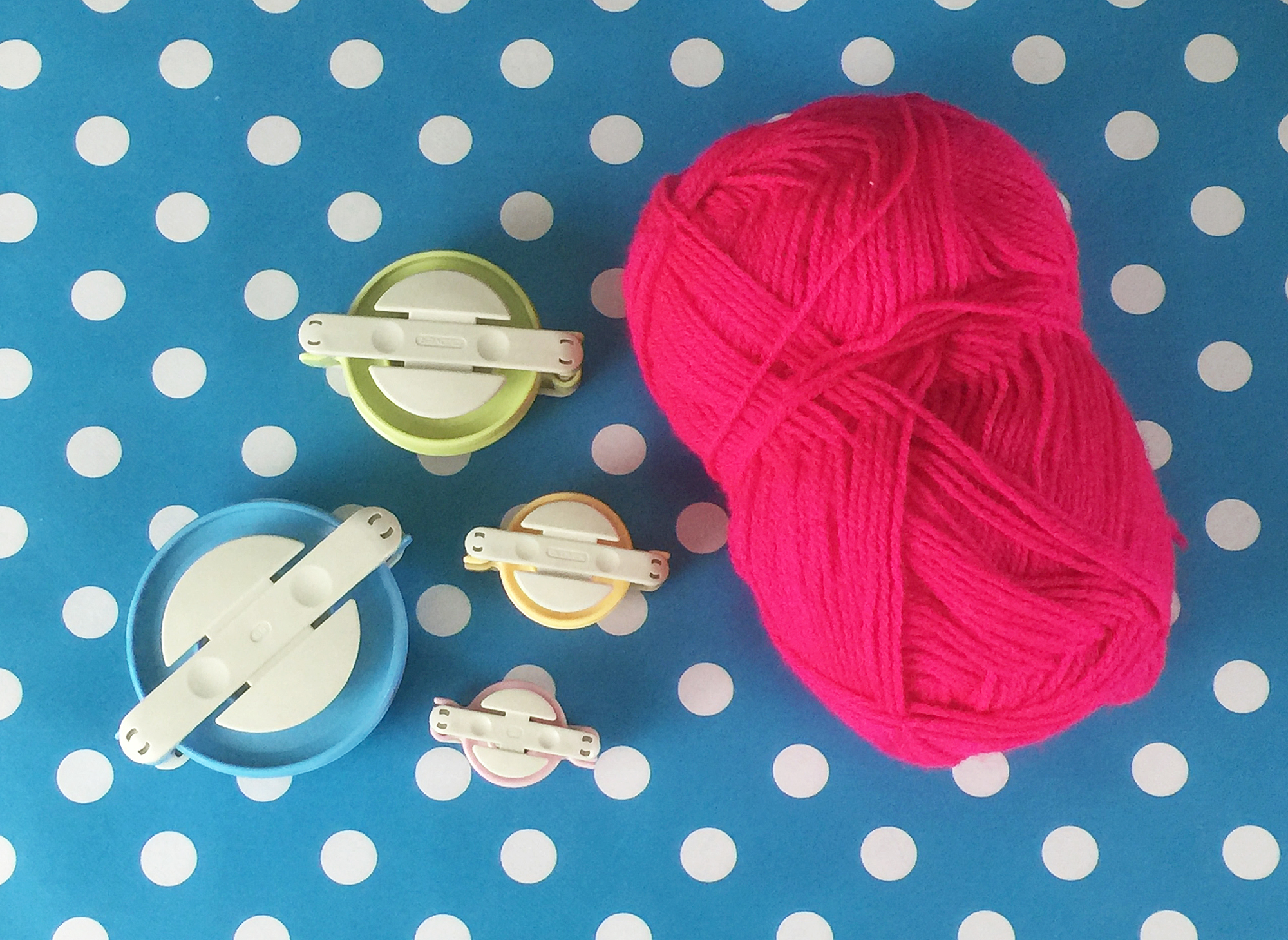 How to make a pom pom in under 5 minutes — Our Family Life with Tech ...