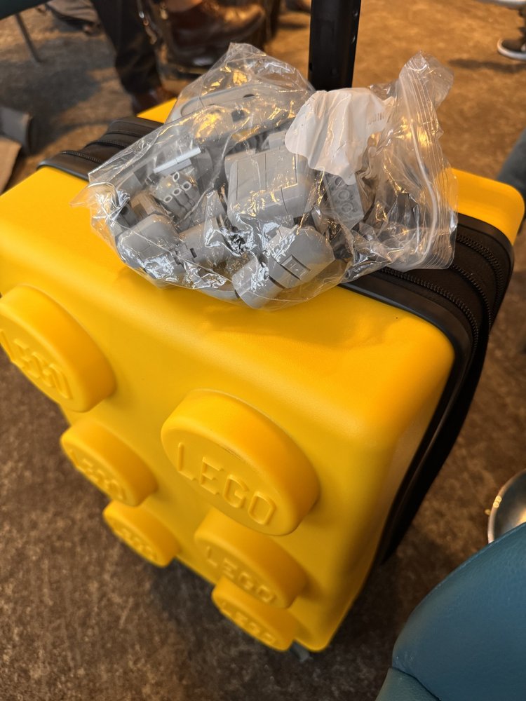 Alt W.A.L.T.: Building a Bley BrickLink Travel Buddy - BrickNerd - All ...