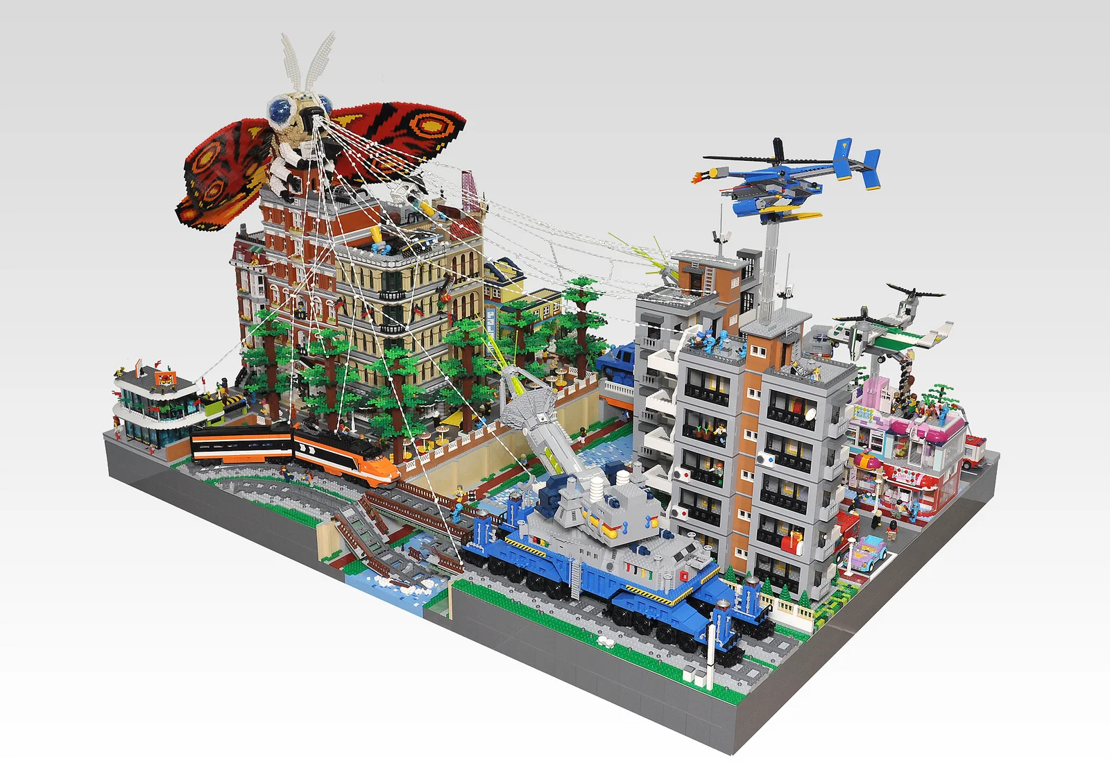 Mothra! - BrickNerd - All things LEGO and the LEGO fan community