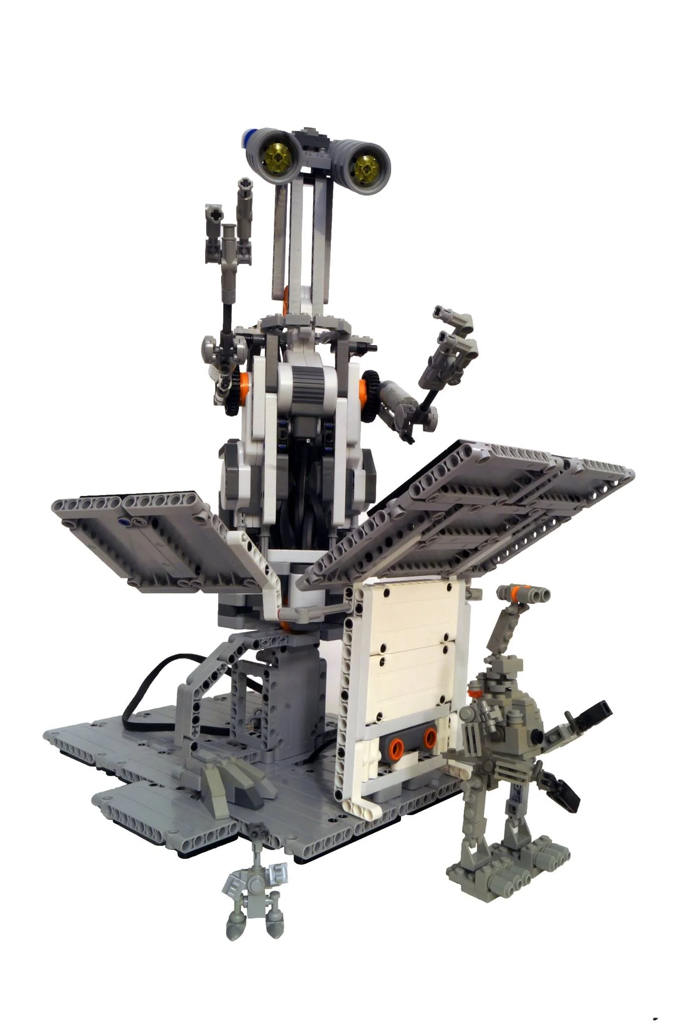 G2 Repair Droid (Goose Droid) - BrickNerd - All things LEGO and the ...
