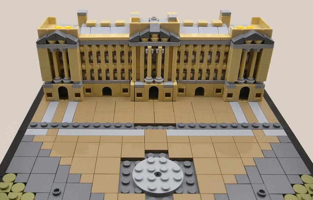 Review: LEGO Architecture Buckingham Palace 21029 - BrickNerd - All ...