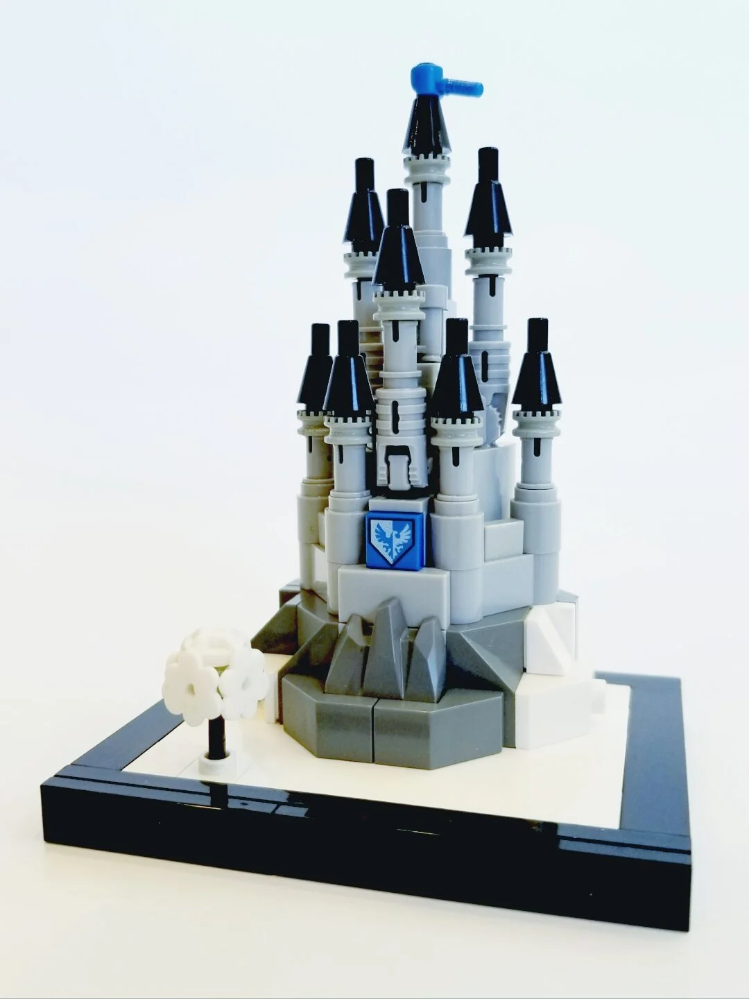 Building Brilliance with 101 Bricks or Less - BrickNerd - All things ...