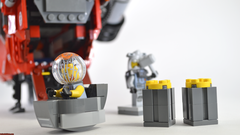 Taking LEGO Alt Builds to the Next Level: Kai's Red Crest - BrickNerd ...