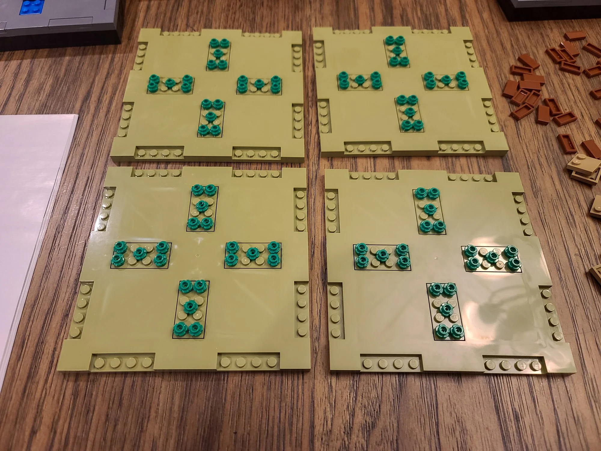 The LEGO UCS Christmas Tree: A Holiday Build Journal - BrickNerd - All ...