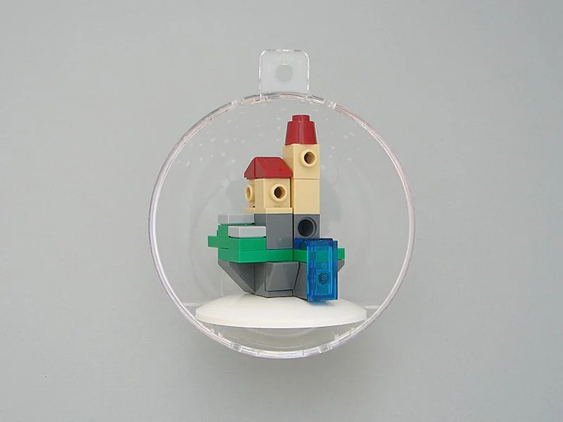 A LEGO Christmas Bauble Secret Santa Tradition - BrickNerd - All things ...
