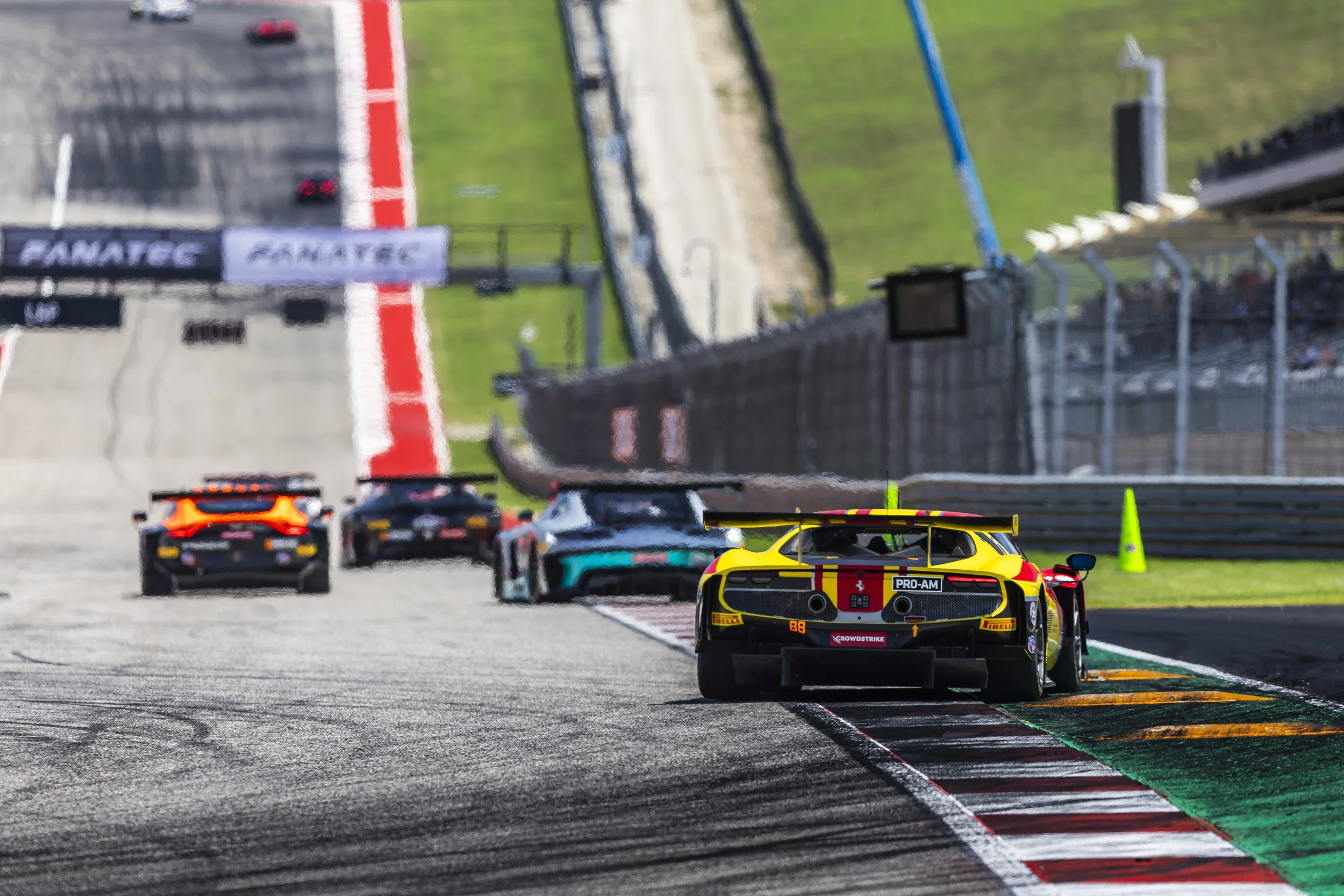 A Racing Expert's Take on the LEGO Technic McLaren P1 Hypercar ...