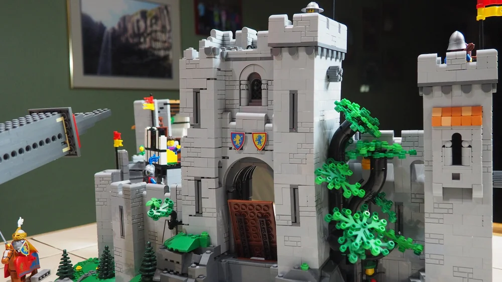 Castle Smashing: A Chunky Way to Pre-Sort a Set - BrickNerd - All ...
