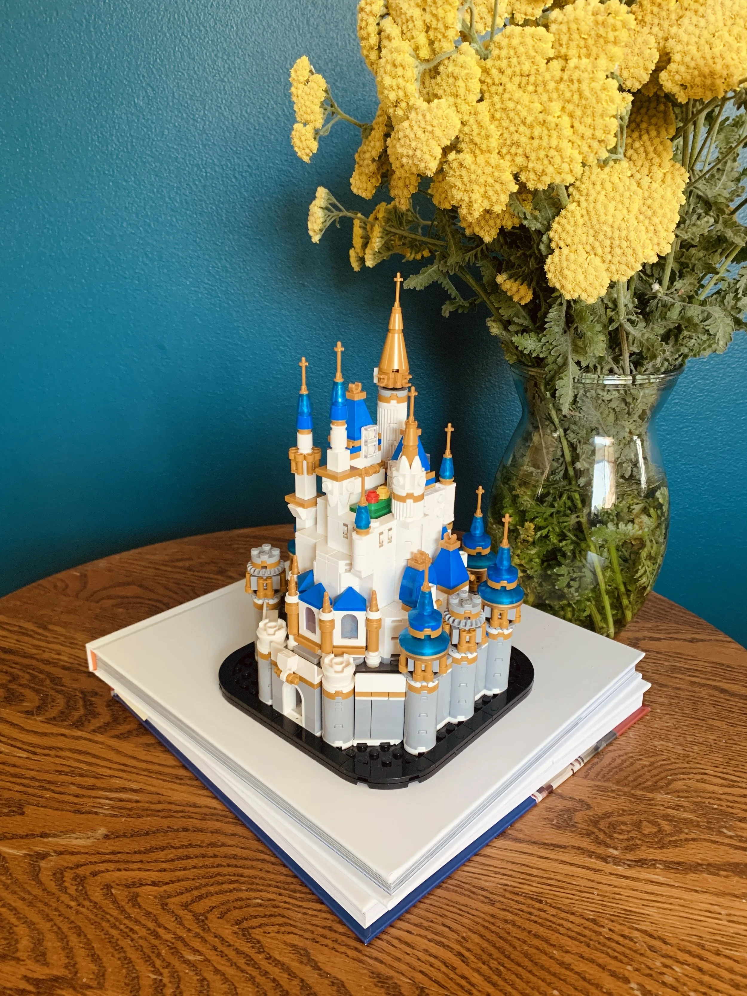The Art of Castle Building: Turning Fantasy Into LEGO Reality ...