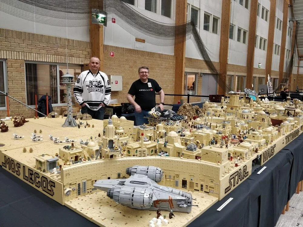 Designing the Ultimate LEGO Star Wars Tatooine Layout - BrickNerd - All ...