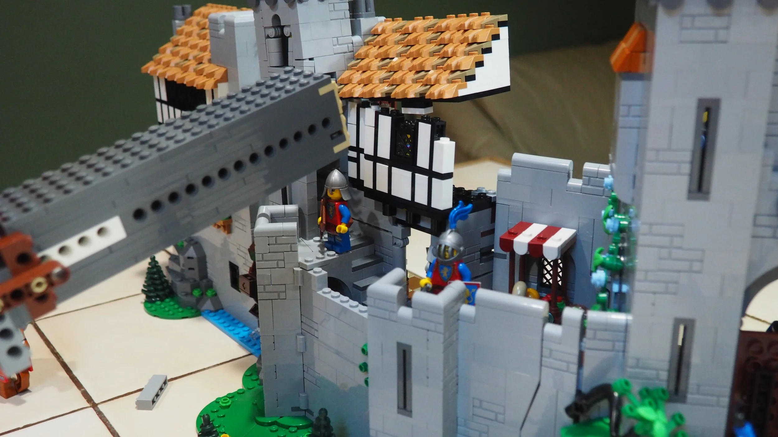 Castle Smashing: A Chunky Way to Pre-Sort a Set - BrickNerd - All ...