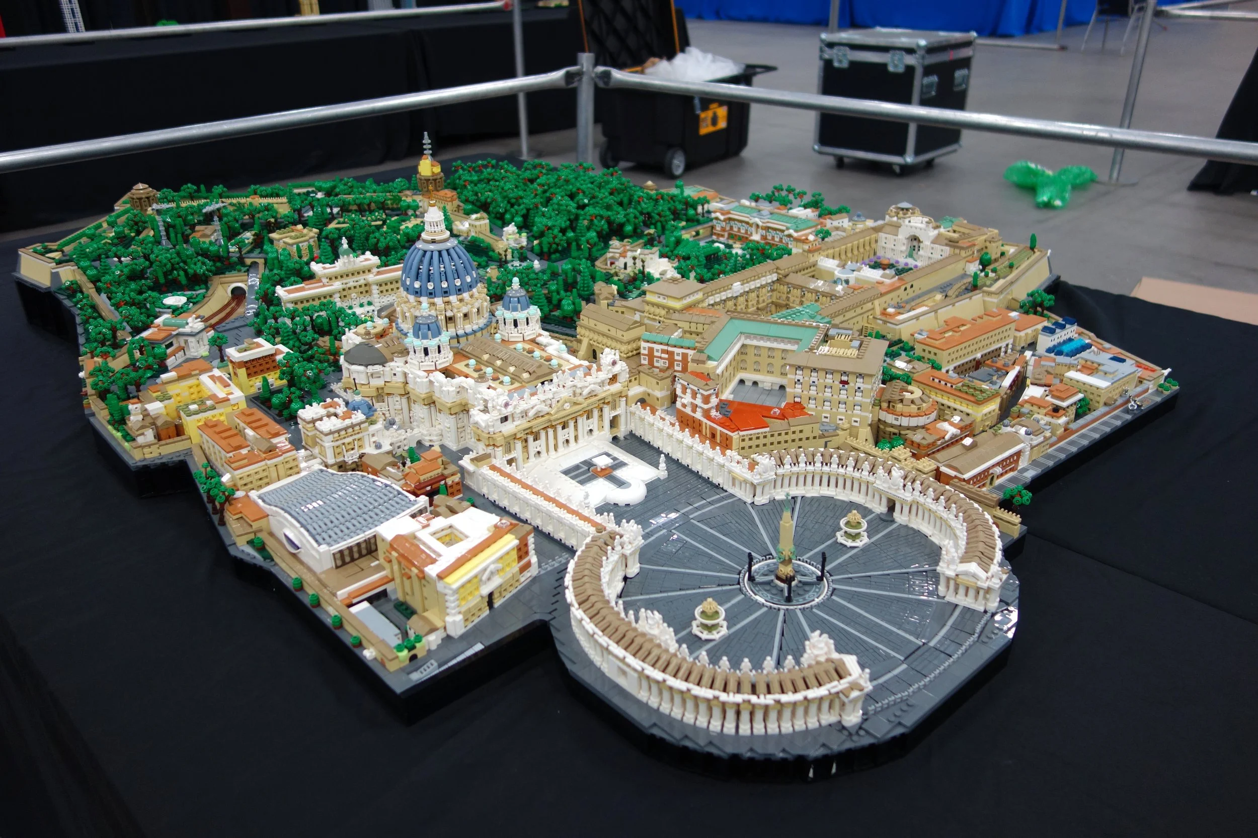 BrickUniverse Louisville 2022: Welcome Back, MOC-ers! - BrickNerd - All ...