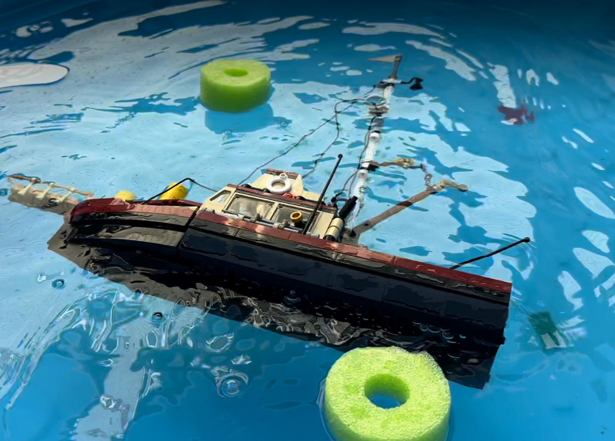Will It Float? Testing the Buoyancy of the LEGO Ideas Jaws Boat ...