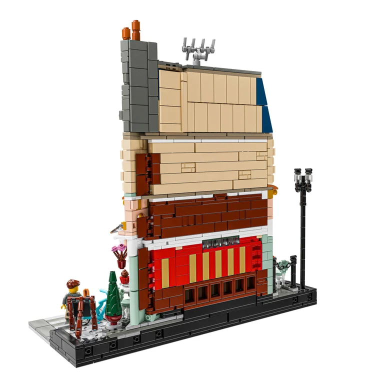 Expanding and Reimagining the LEGO French Café - BrickNerd - All things ...