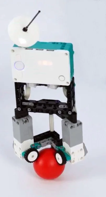 Pybricks and Powered Up: A Recipe For Bluetooth Pie - BrickNerd - All ...