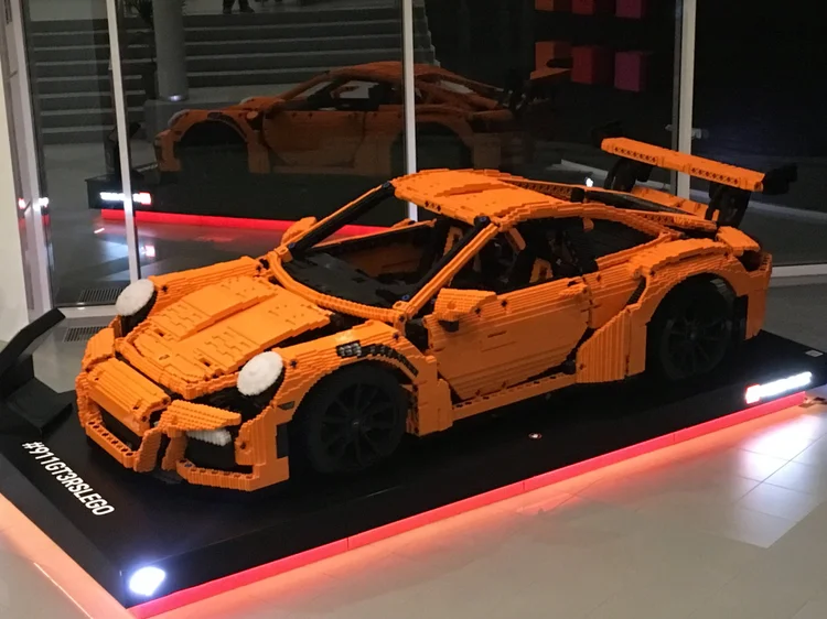 Life-Sized LEGO Cars: Brick-Built Autos From Simple to Stunning ...