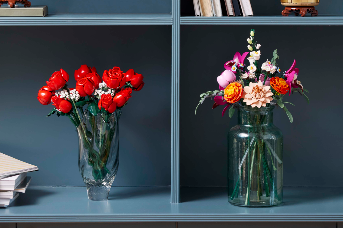 Not Your Average Wallflowers: Turning LEGO Botanical Sets into Wall ...