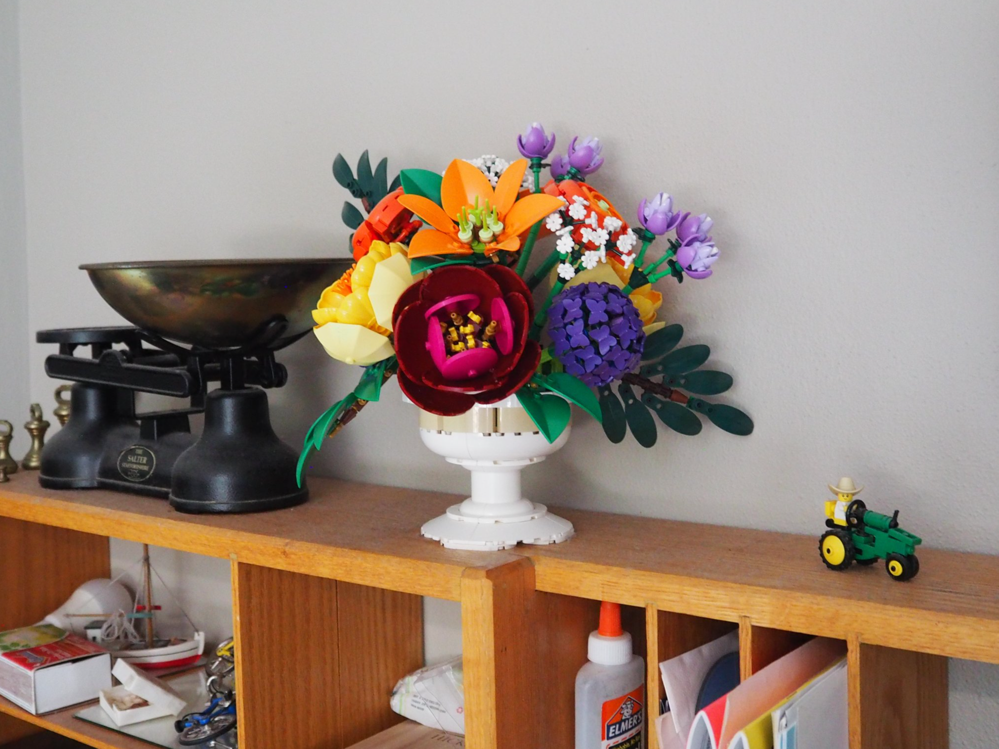 Not Your Average Wallflowers: Turning LEGO Botanical Sets into Wall ...