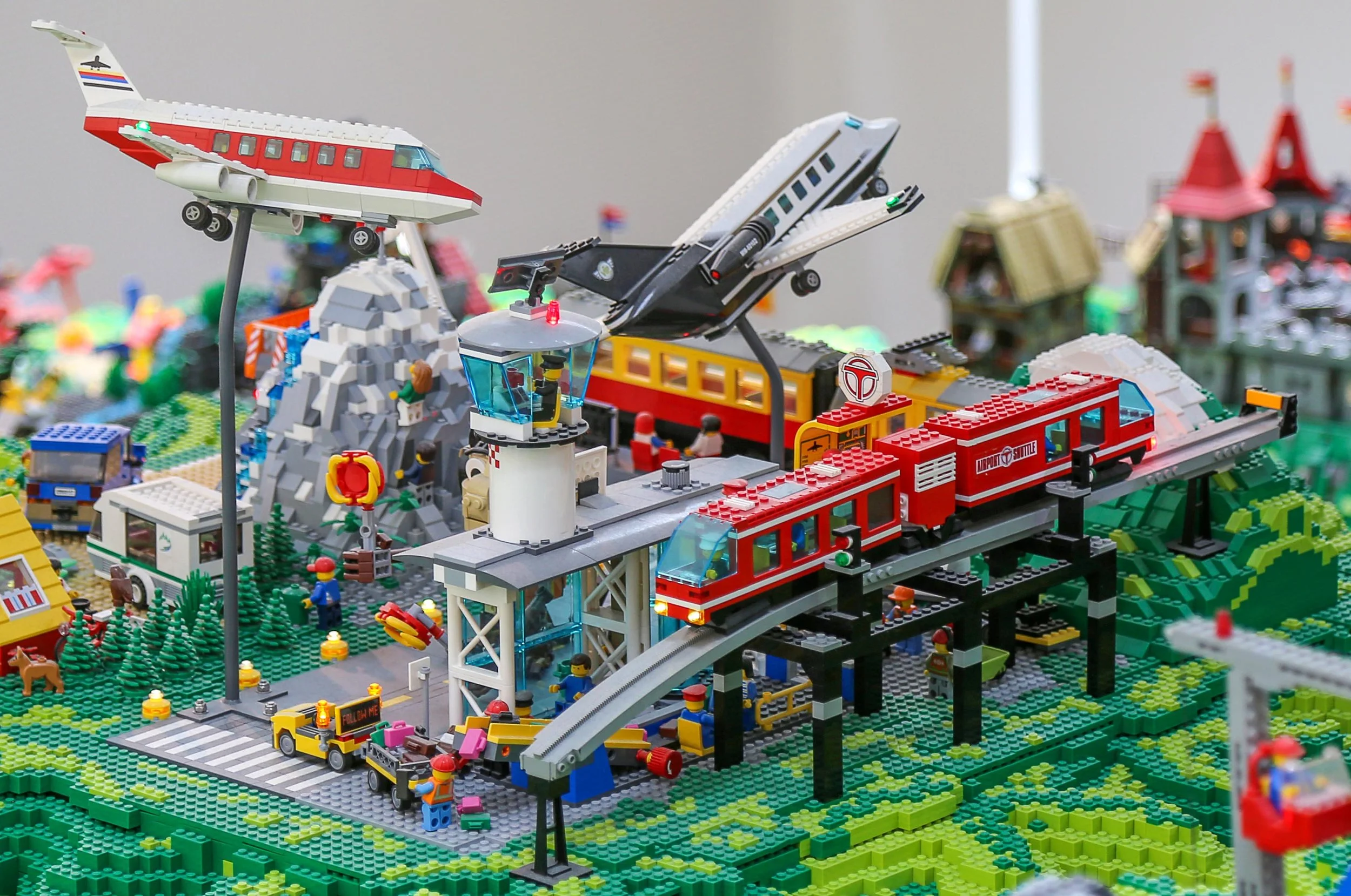 Inside the LEGO Inside Tour 2022: Day Three - BrickNerd - All things ...