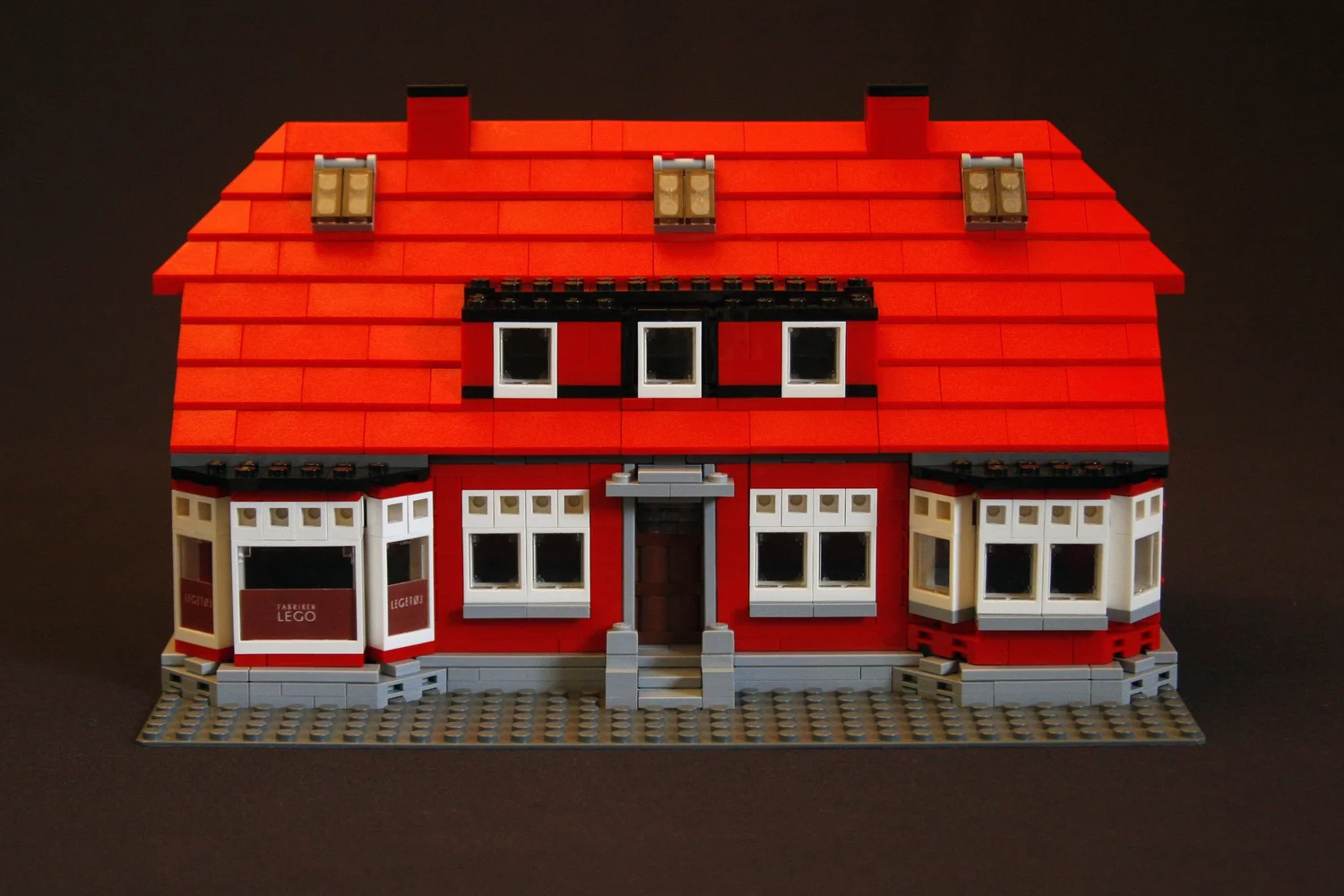 LEGO Inside Tour Exclusives: Once In a Lifetime Souvenir Sets ...