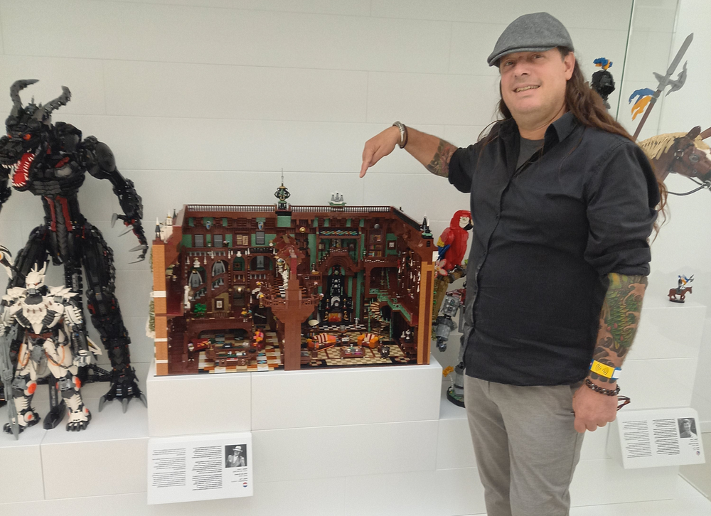 The Secret of the Old Dutch Villa in the Masterpiece Gallery ...