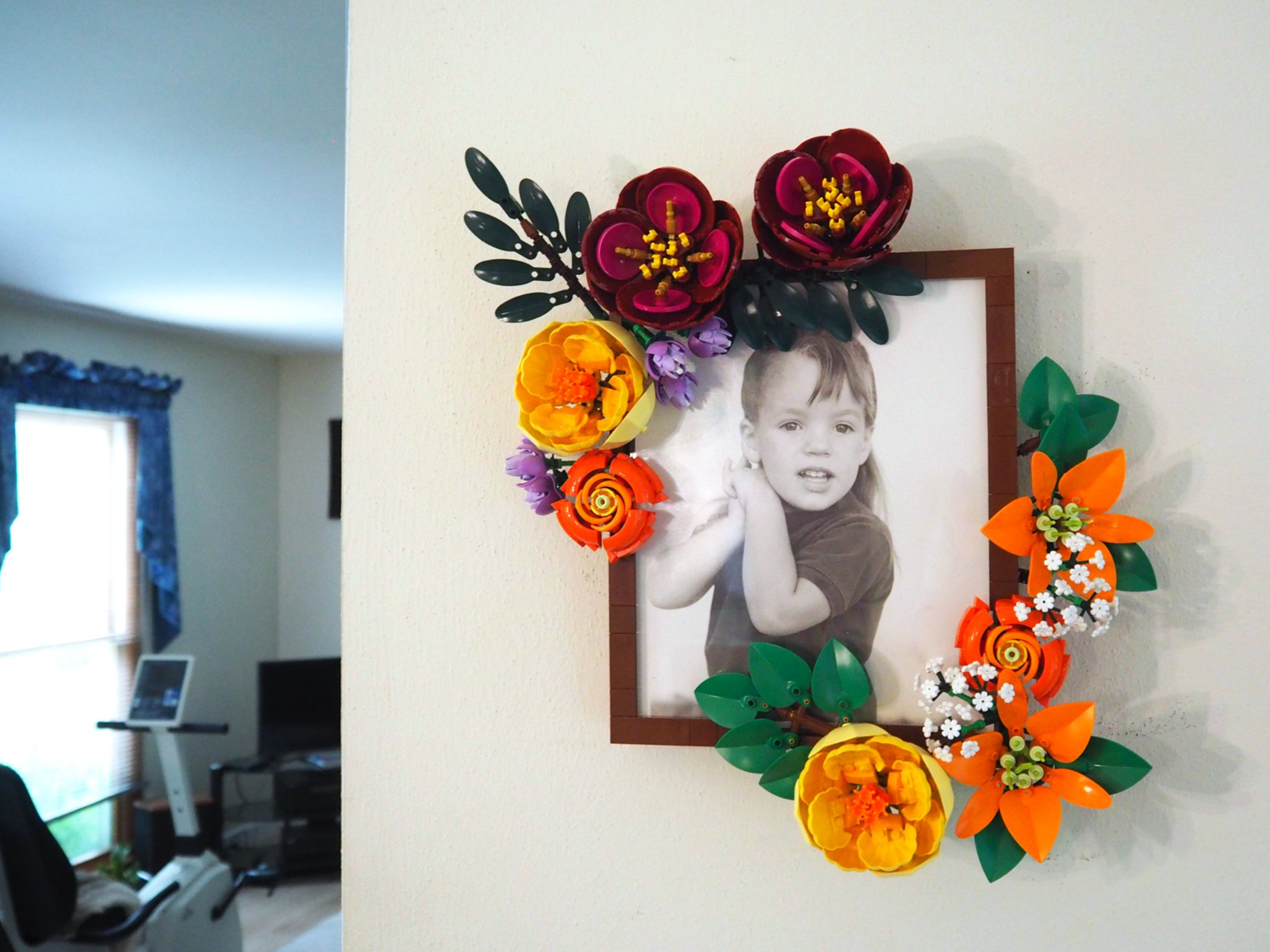 Not Your Average Wallflowers: Turning LEGO Botanical Sets into Wall ...
