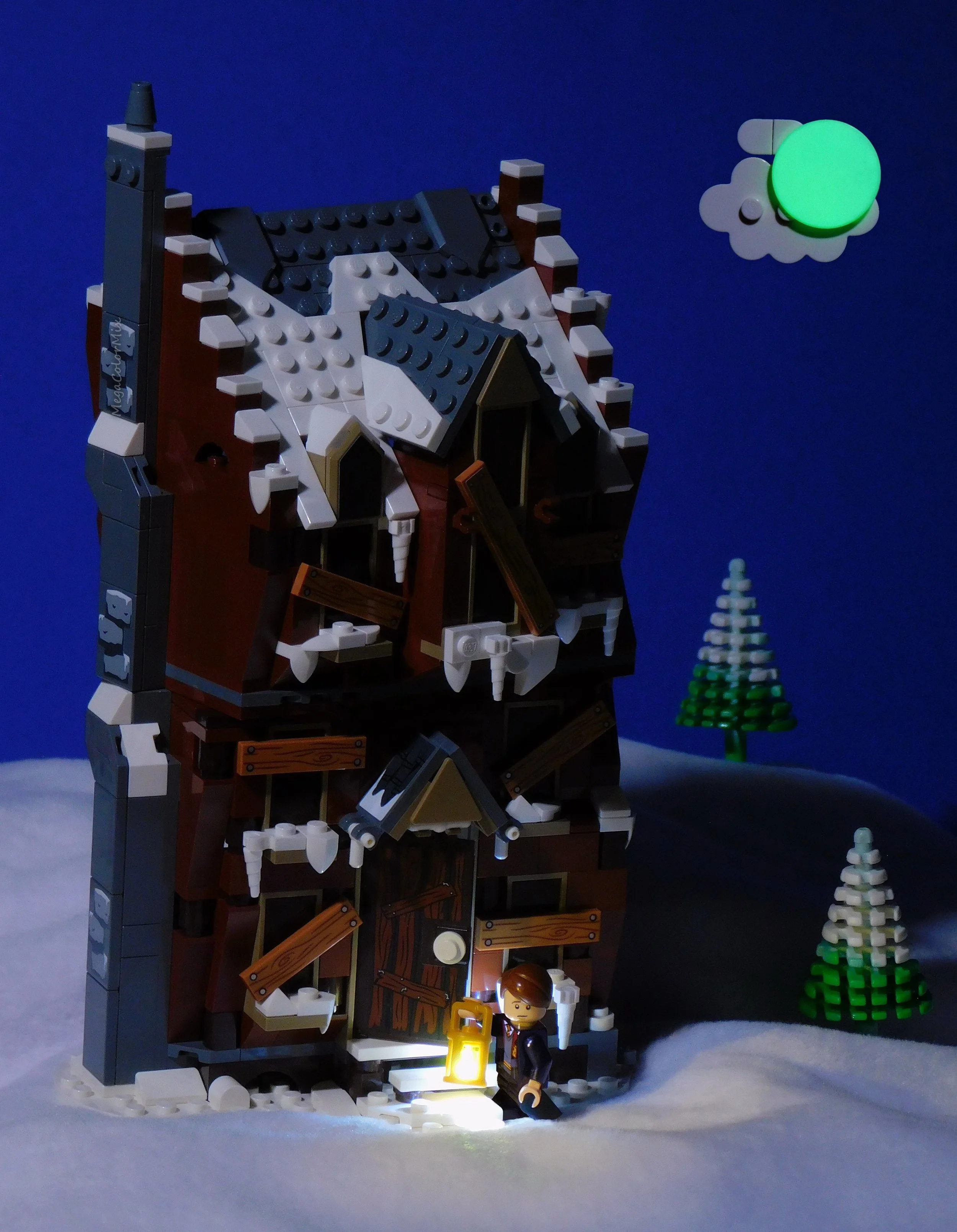 A Snowy Shrieking Shack For Christmas in July - BrickNerd - All things ...