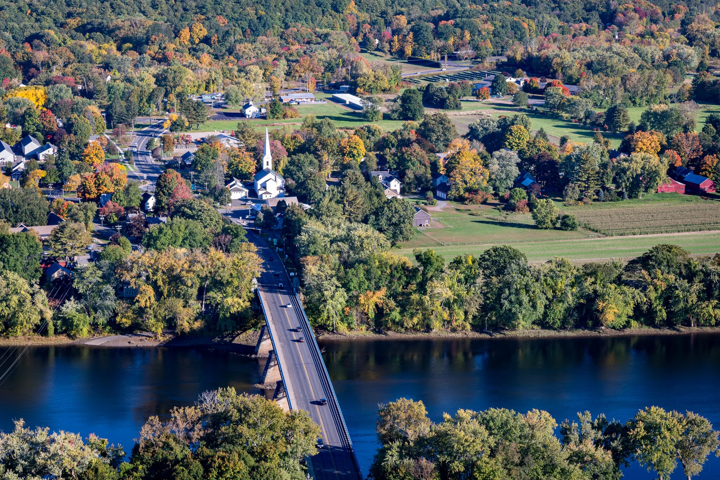 A Few More Views From Mount Sugarloaf (Massachusetts) — Todd Henson ...
