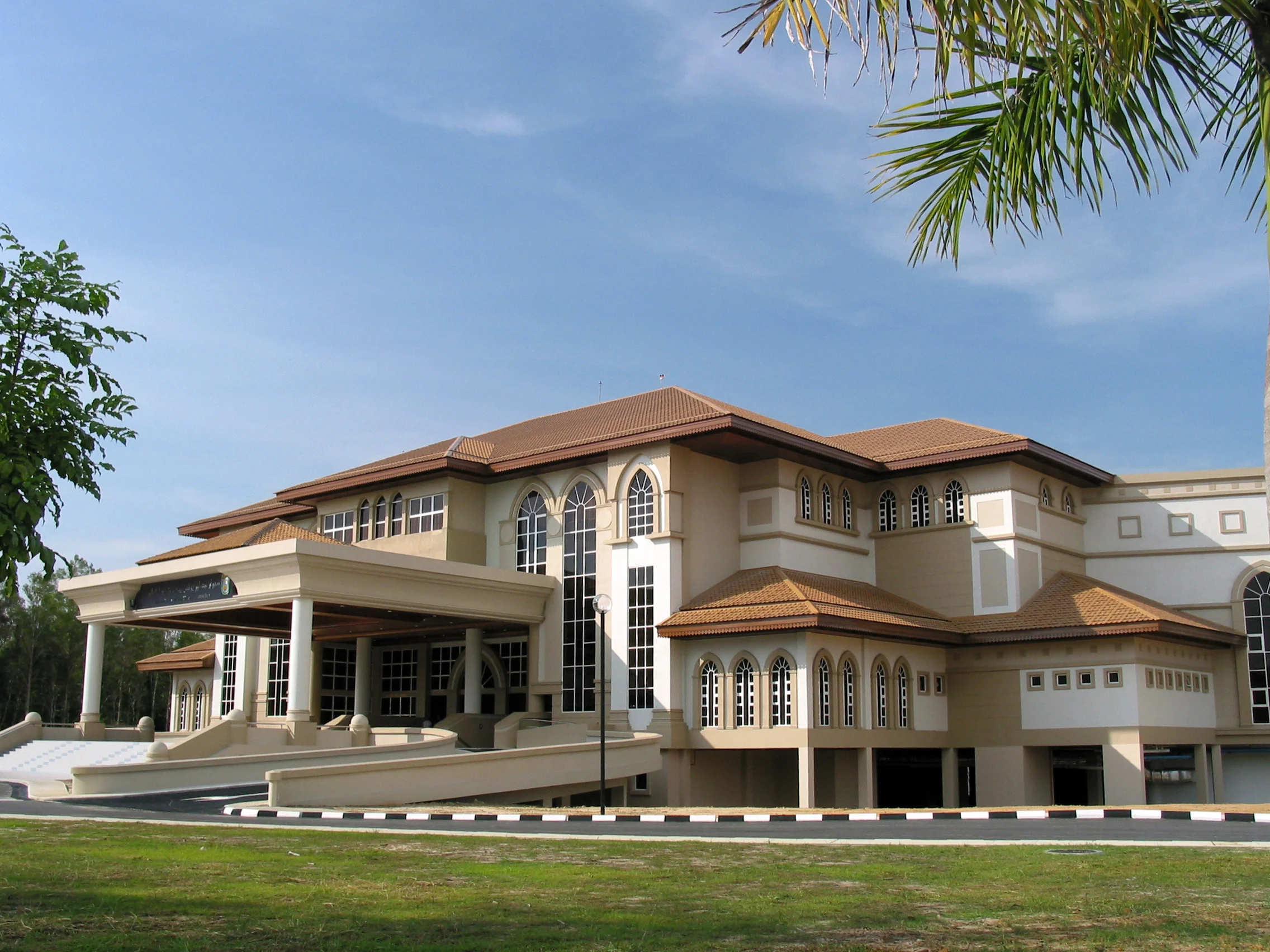 UBD Chancellor Hall — Arkitek Idris