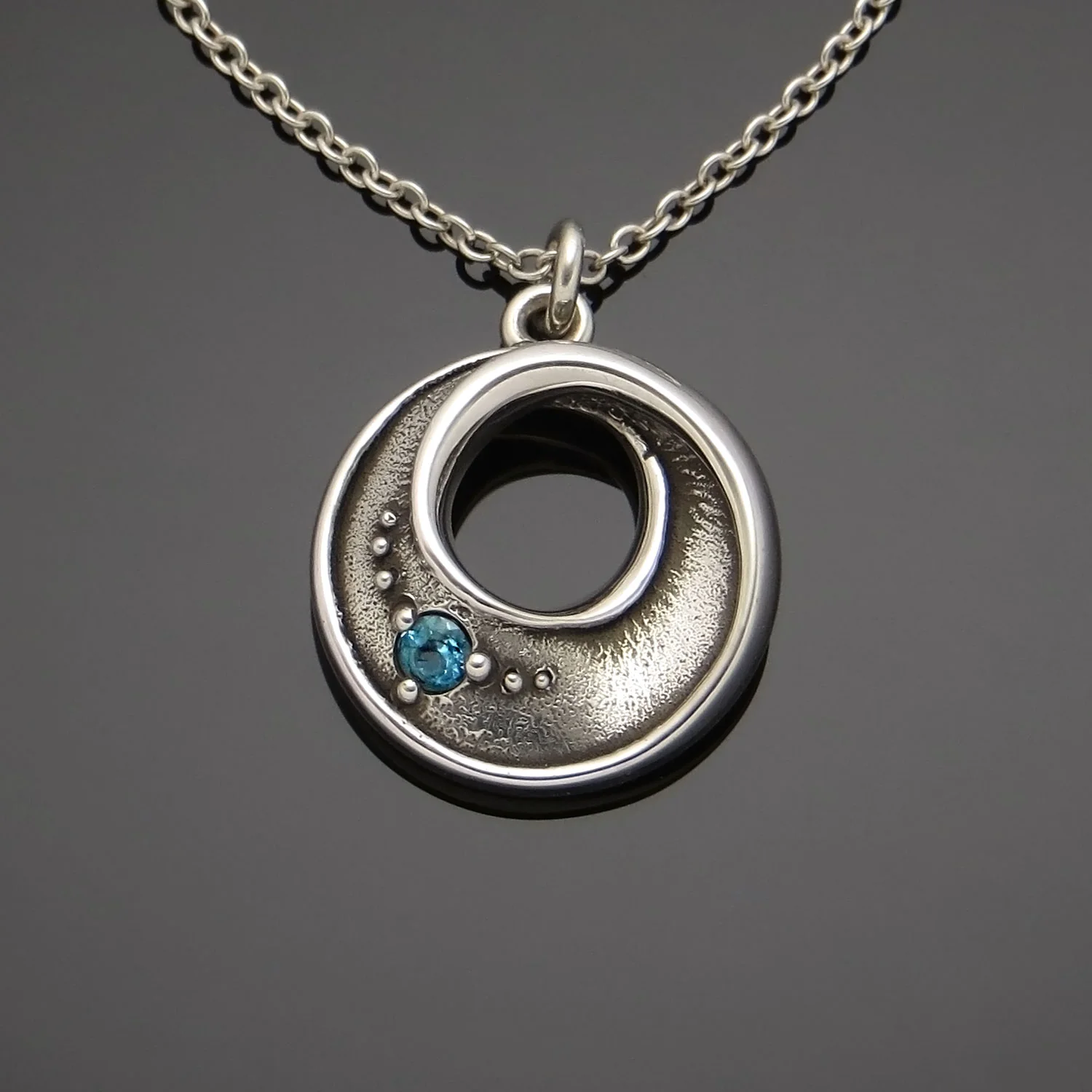 #165 Mobius Bead Pendant w/ stone — Narrow House Metals