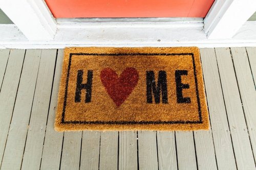 10 Ways To Tell A Spirit Is In Your Home