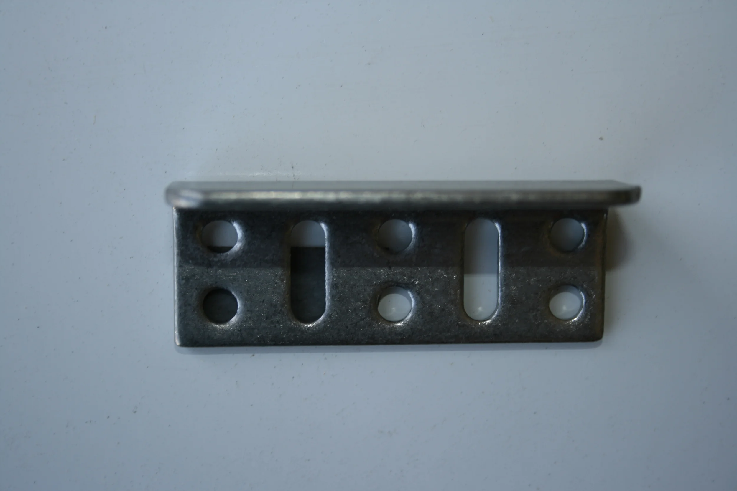 Snuglid tonneau cover lock plate — MYSNUG.COM