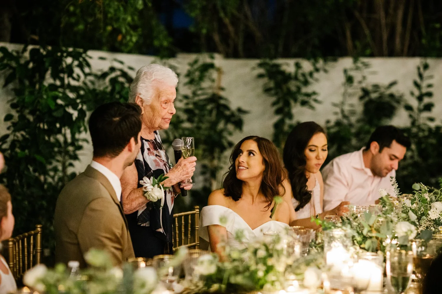 A Laid Back, Elevated Backyard Wedding in Scottsdale, Arizona — Anna ...