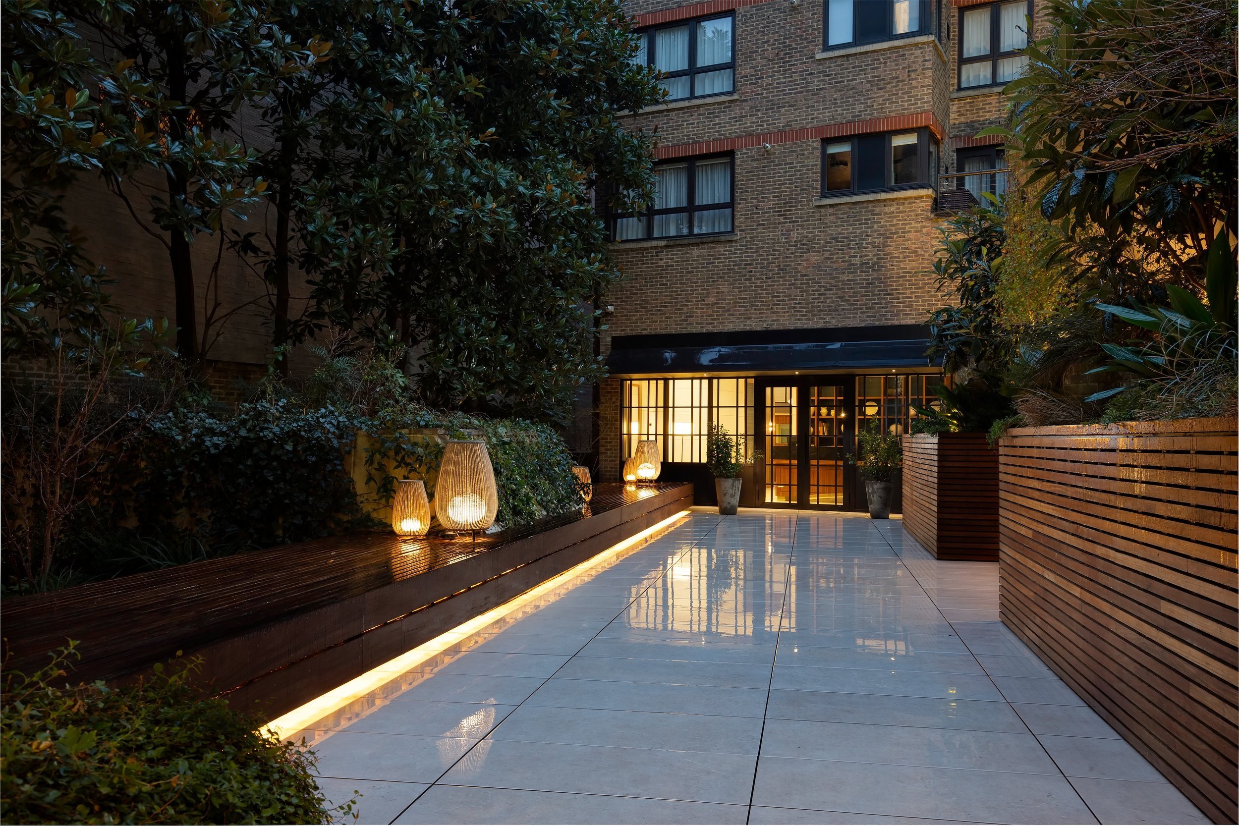 Luxury Serviced Apartments in Kensington | Monarch House London