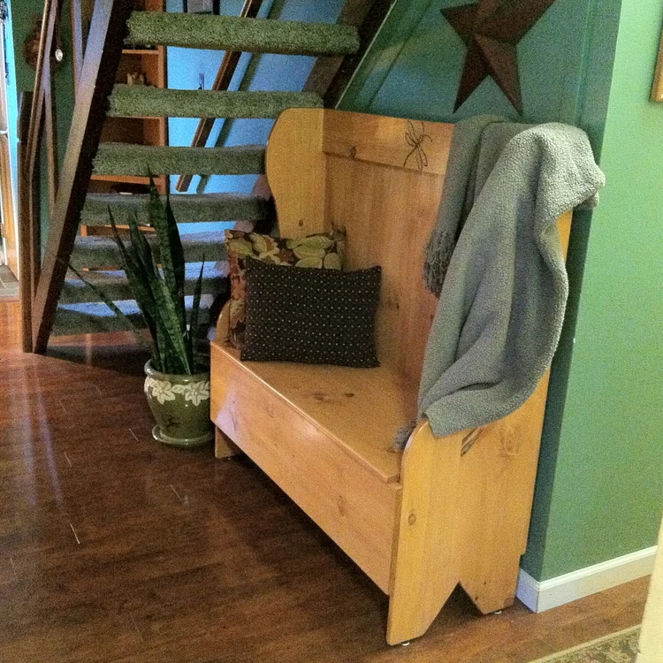 Mammas Blanket Bench — TomCat Customs