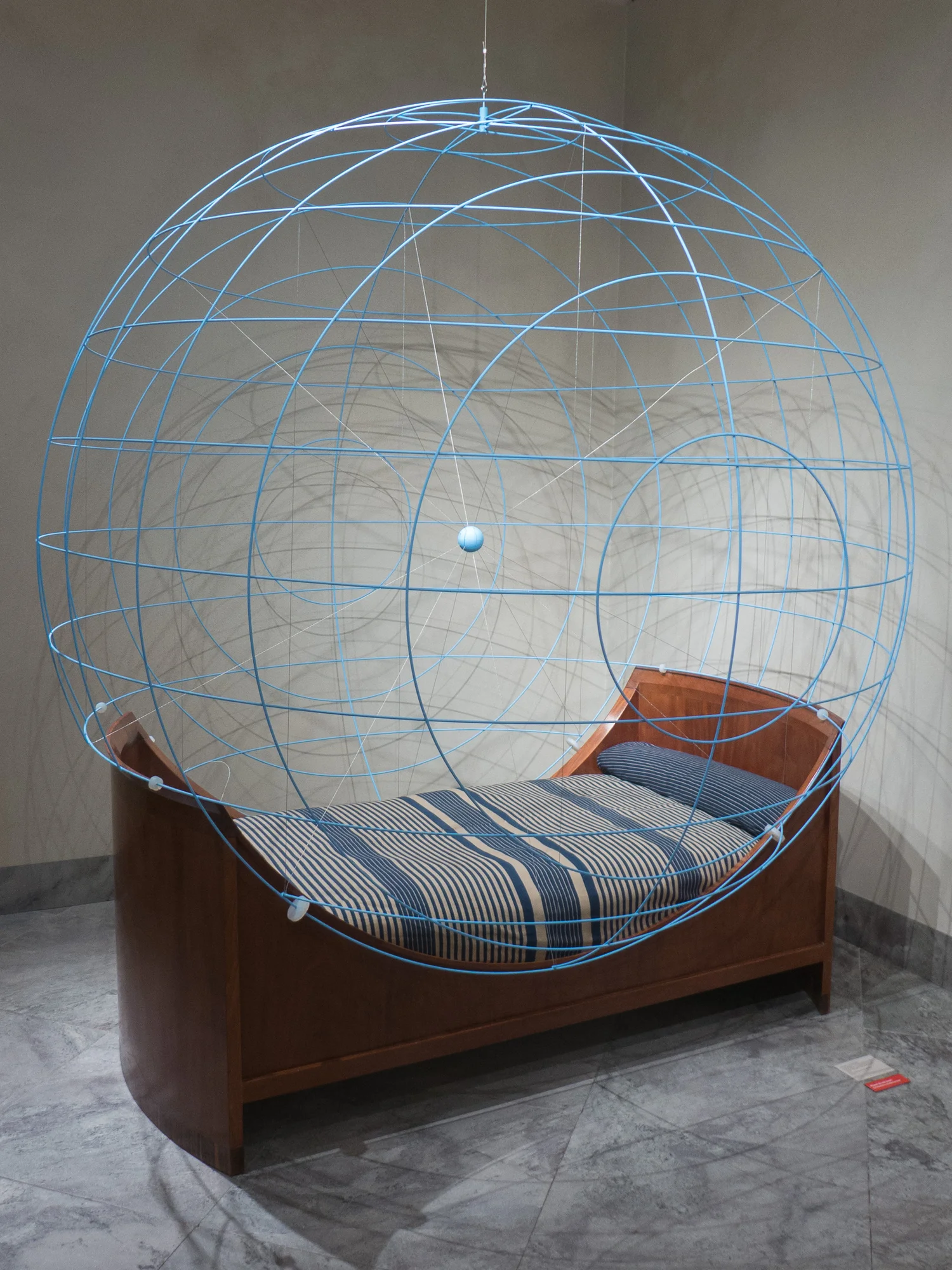 a new display for the Spherical Bed by Kaare Klint — danish ...