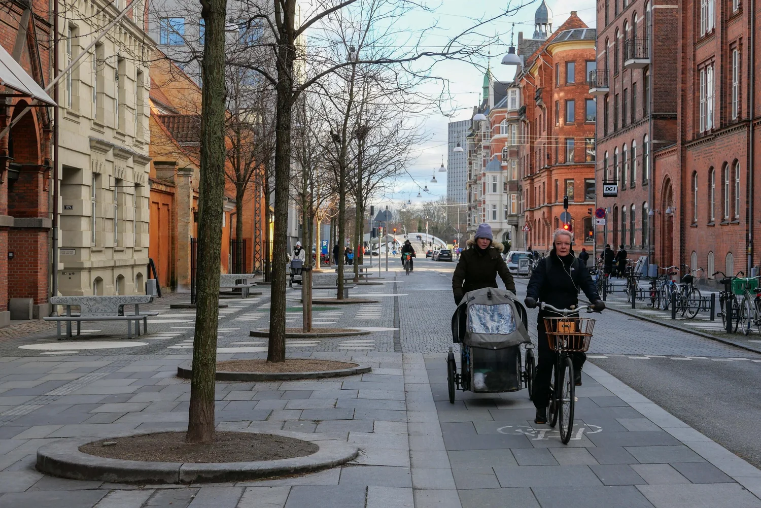 Copenhagen by bike — danish architecture and design review