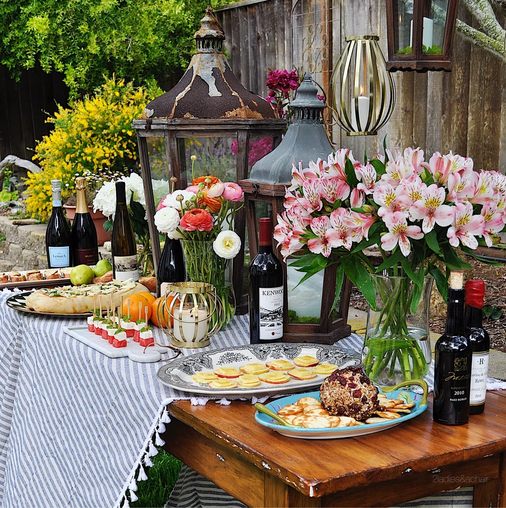 Easy Outdoor Entertaining — 2 Ladies & A Chair