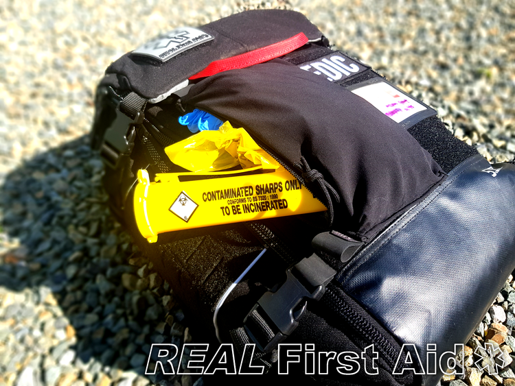 How to set up a medic bag — REAL First Aid