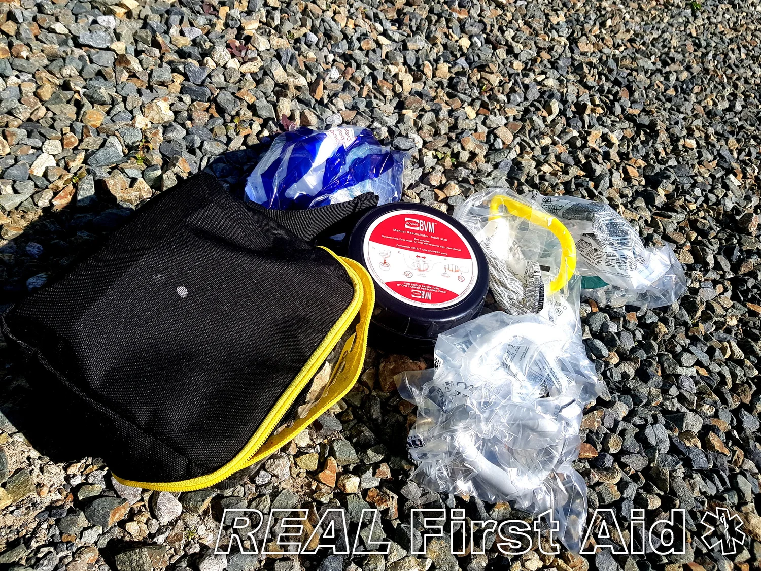 How to set up a medic bag — REAL First Aid