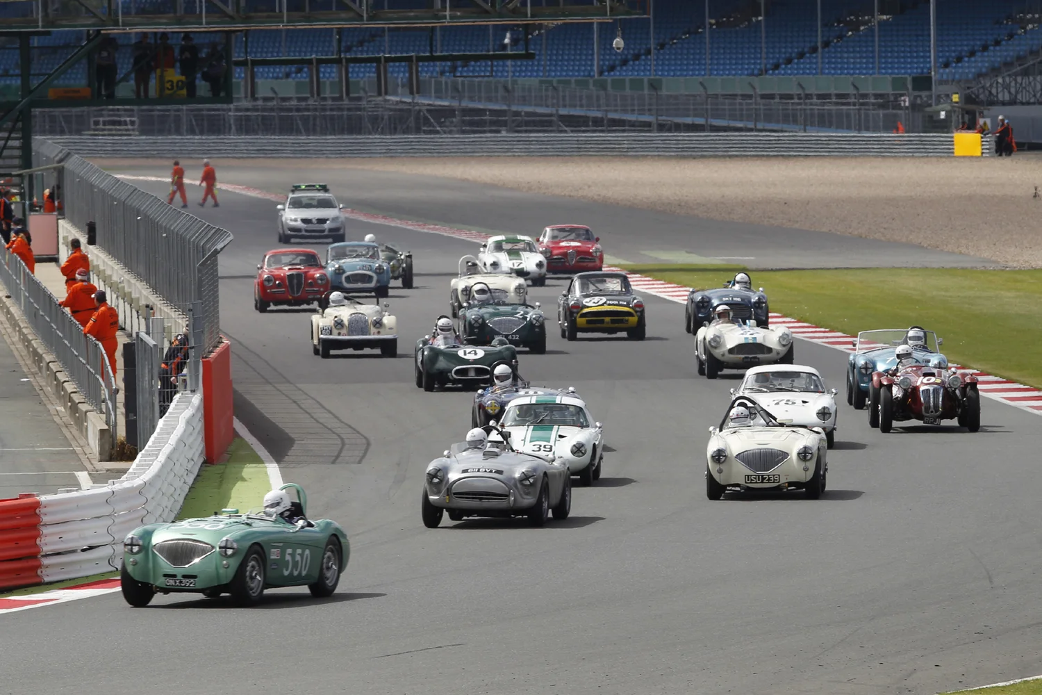 2015 Bentley Drivers Club - Silverstone — FISCAR - Keeping the Spirit ...